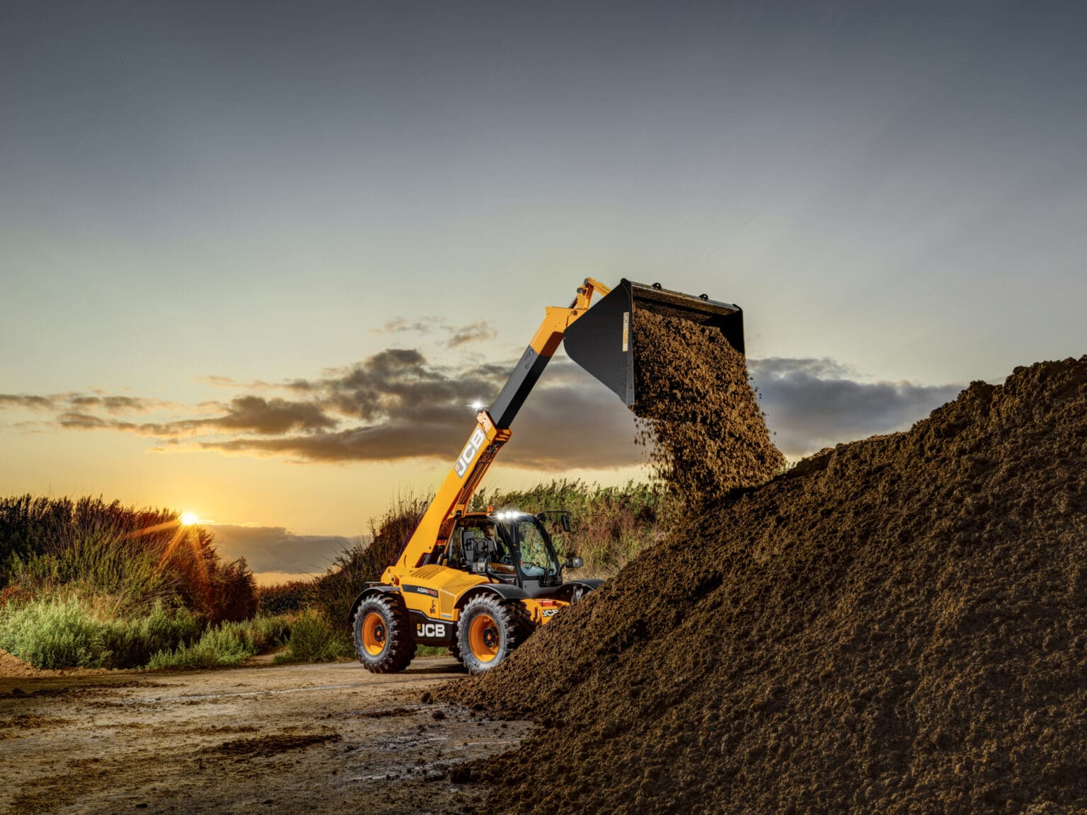 JCB 555-70 – Dalukt